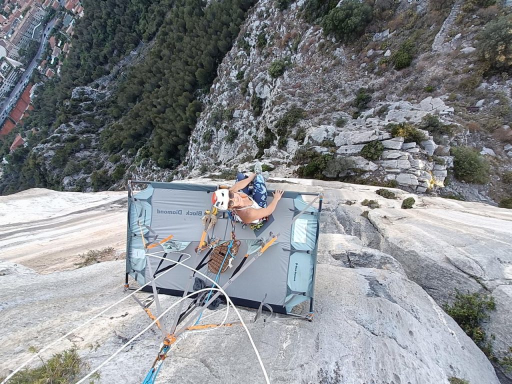 Portaledge sunset experience - Columbus Monte-Carlo